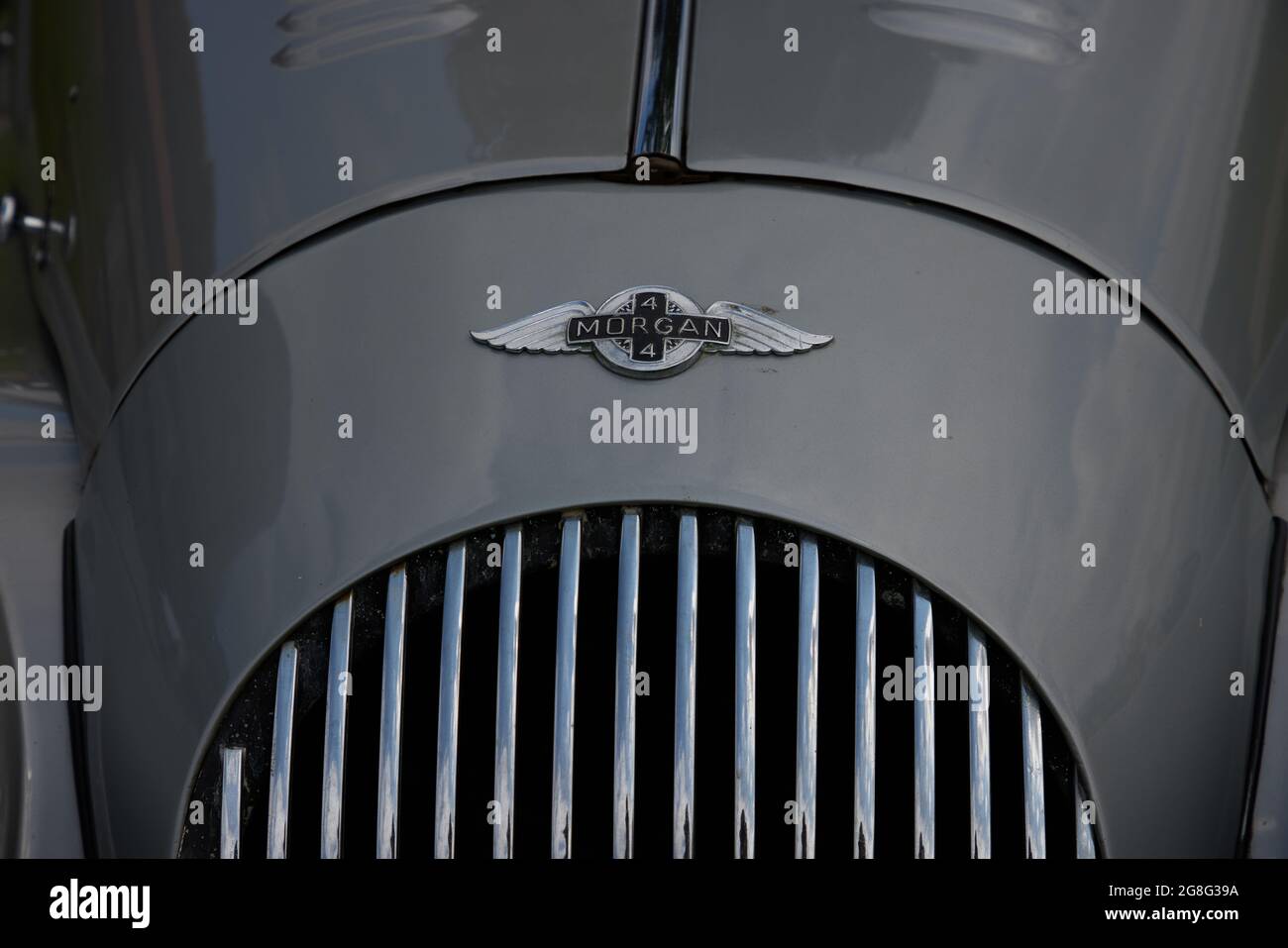Morgan cars logo hi-res stock photography and images - Alamy