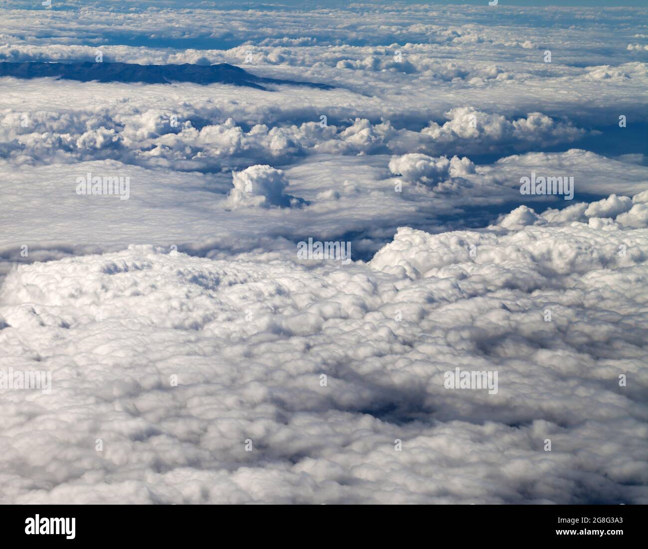 Airplane view of clouds hi-res stock photography and images - Alamy