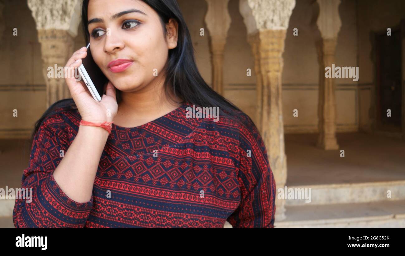 Beautiful indian girl talking on hi-res stock photography and images ...