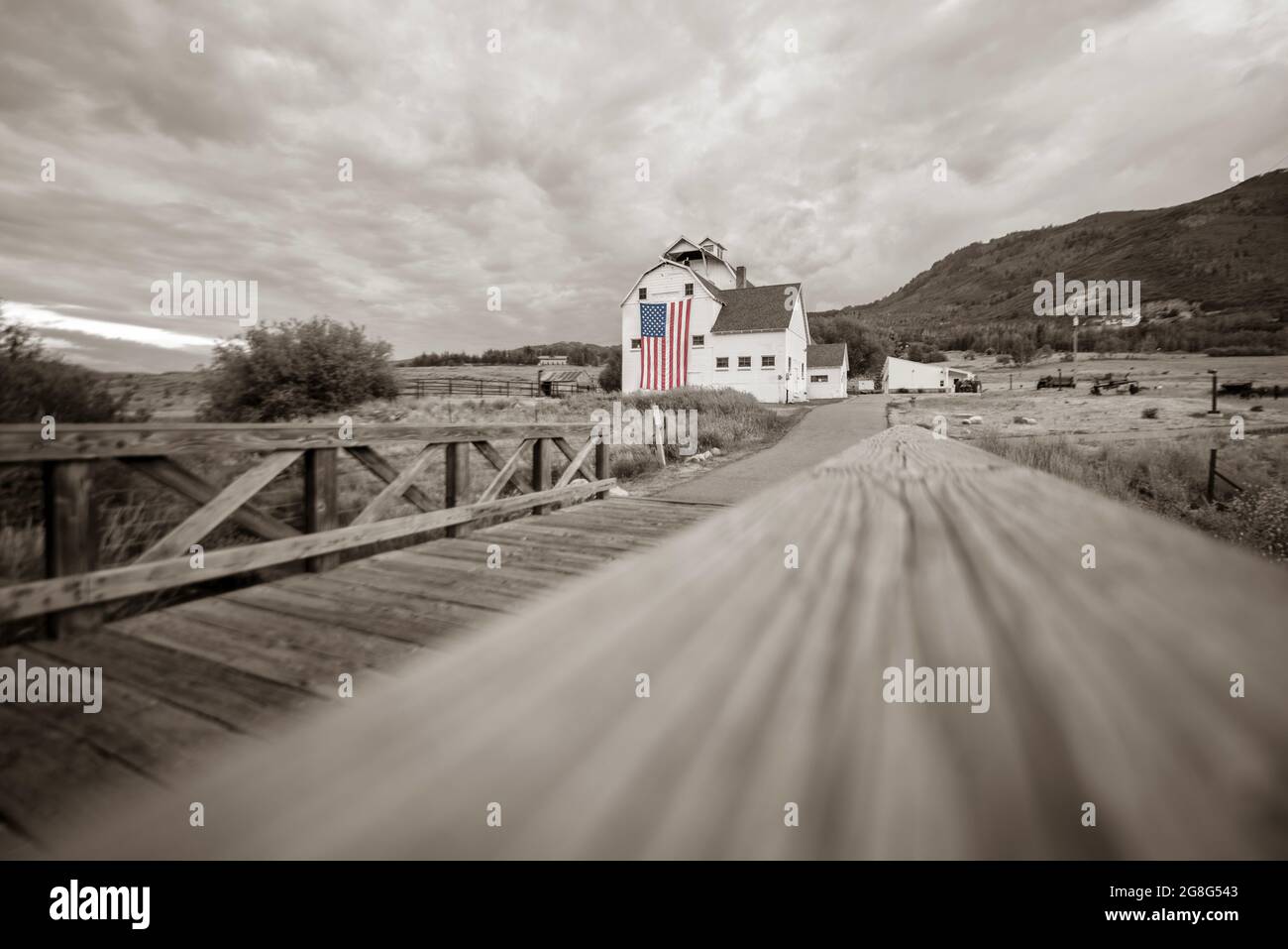 Native american flag old hi-res stock photography and images - Alamy