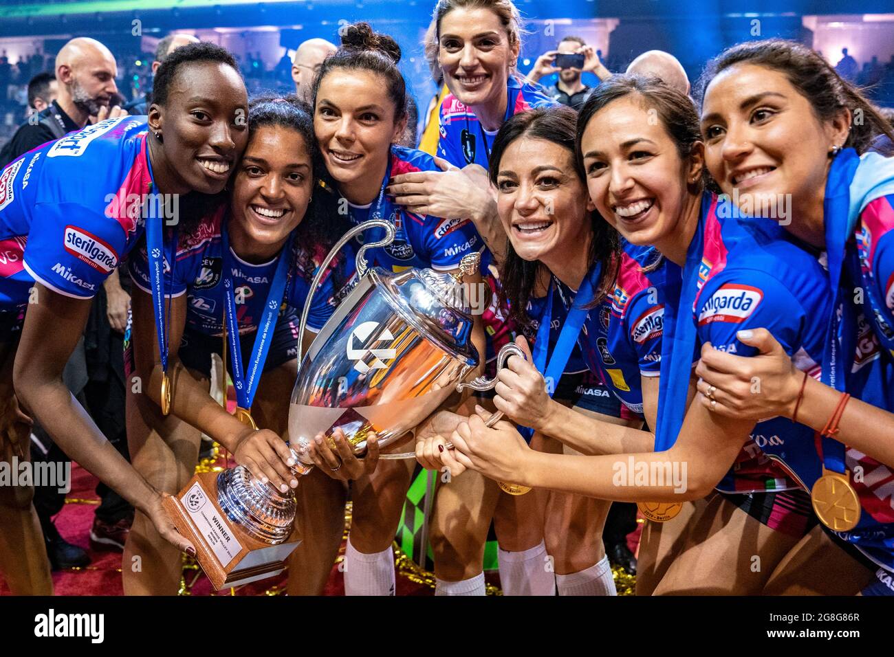 Paula yamila nizetich hi-res stock photography and images - Alamy