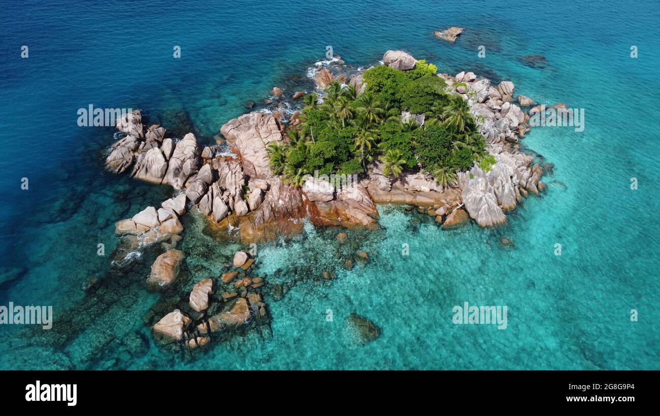 Ile st pierre hi-res stock photography and images - Alamy