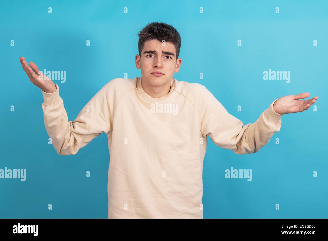Doubt expression hi-res stock photography and images - Alamy