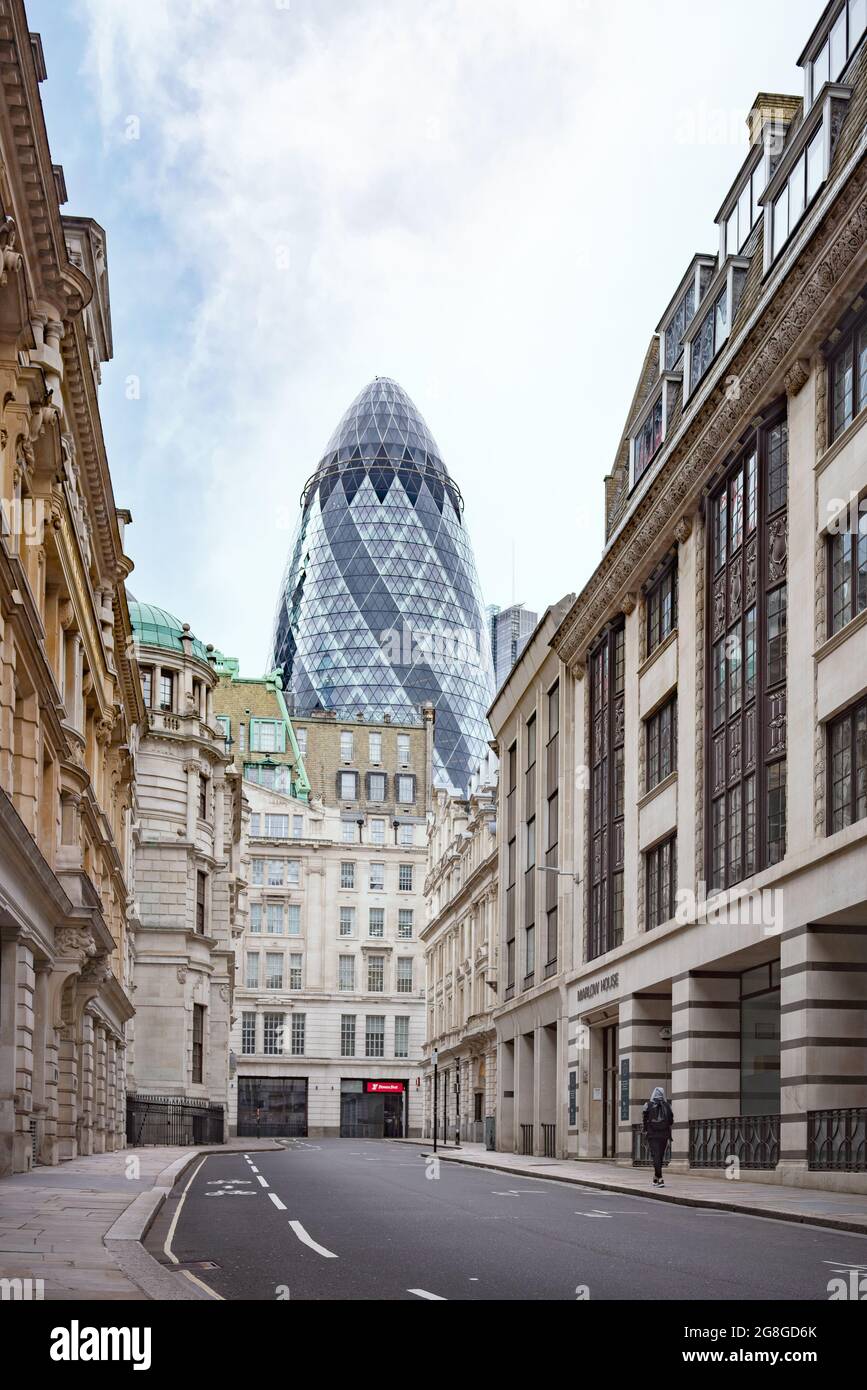 The gherkin london landscape hi-res stock photography and images - Alamy