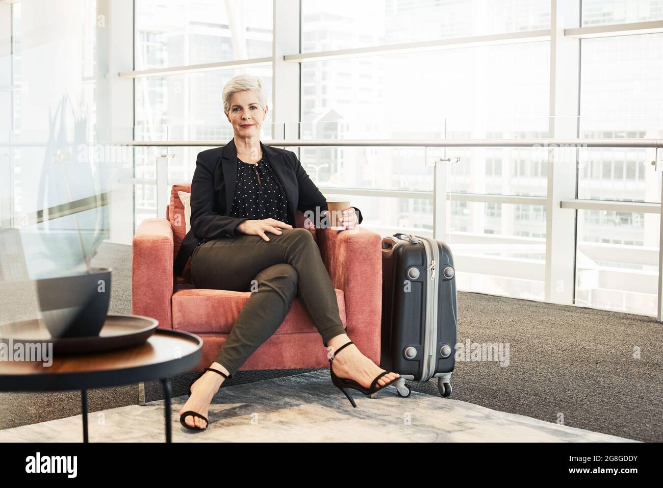 Pre flight drink airport hi-res stock photography and images - Alamy