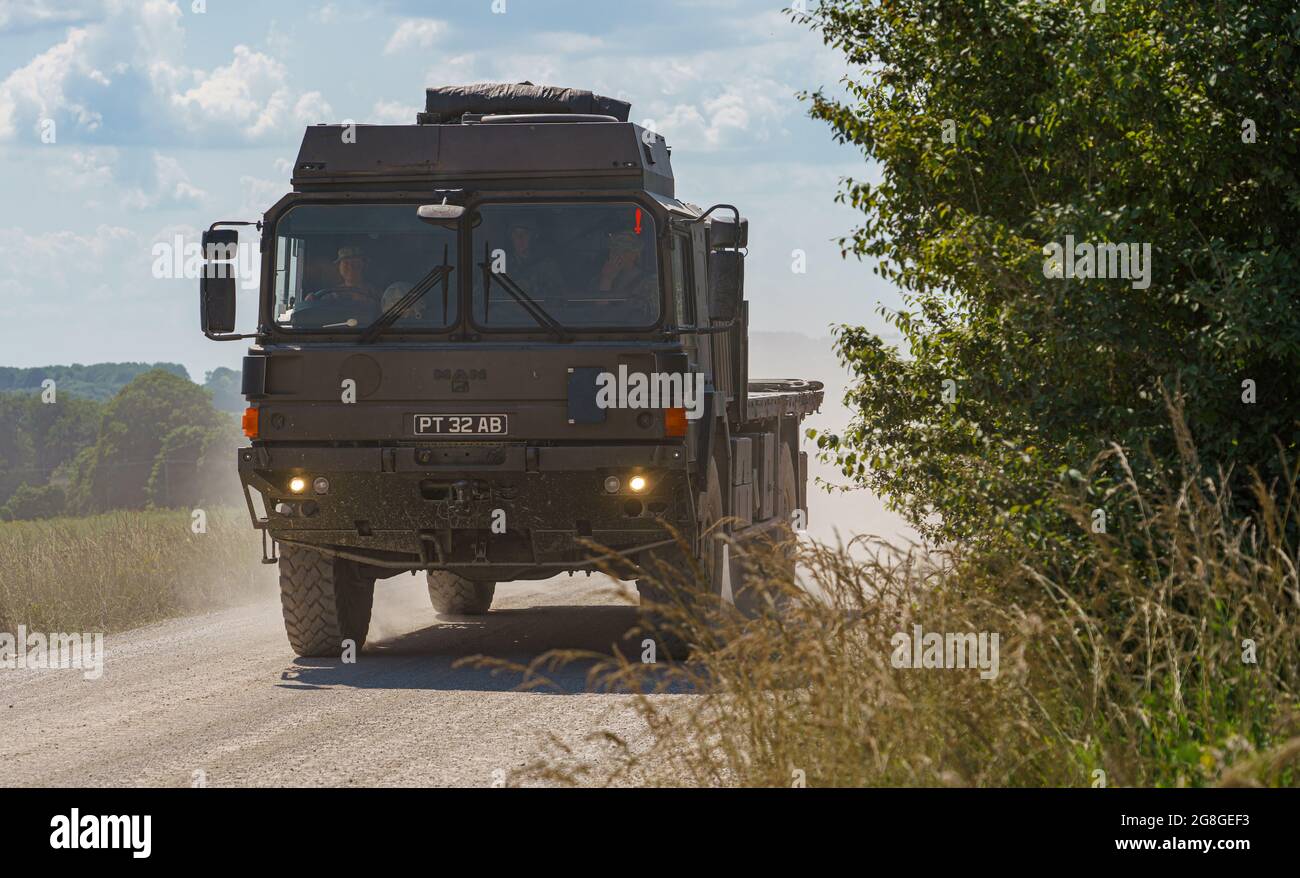 British army M.A.N. 4x4 SV logistics lorry vehicle truck on exercise ...