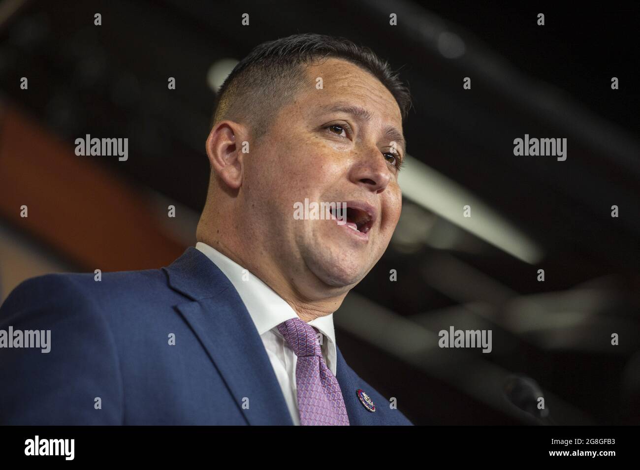 Tony gonzalez press hi-res stock photography and images - Alamy