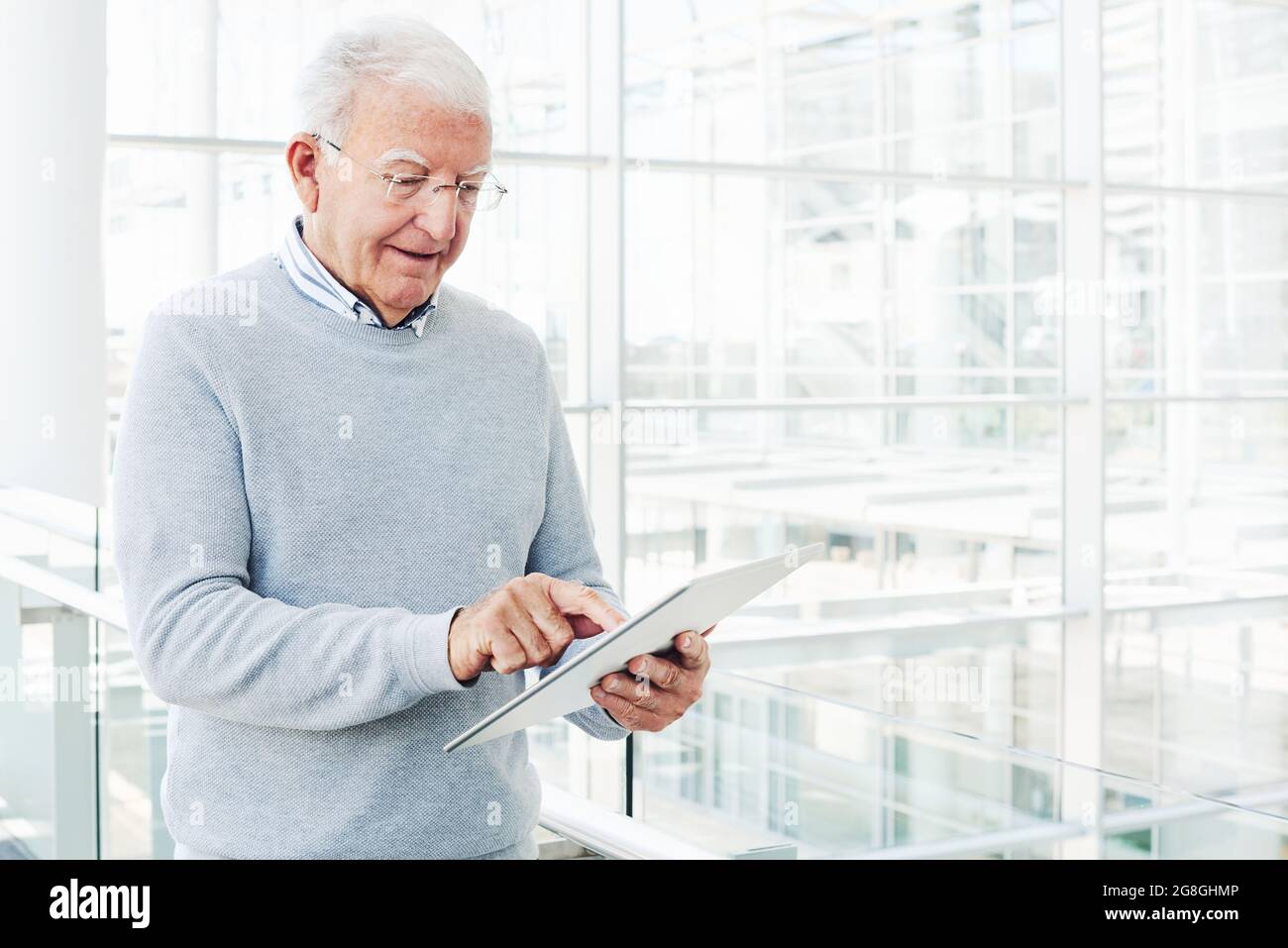 Optimize the way you work Stock Photo - Alamy