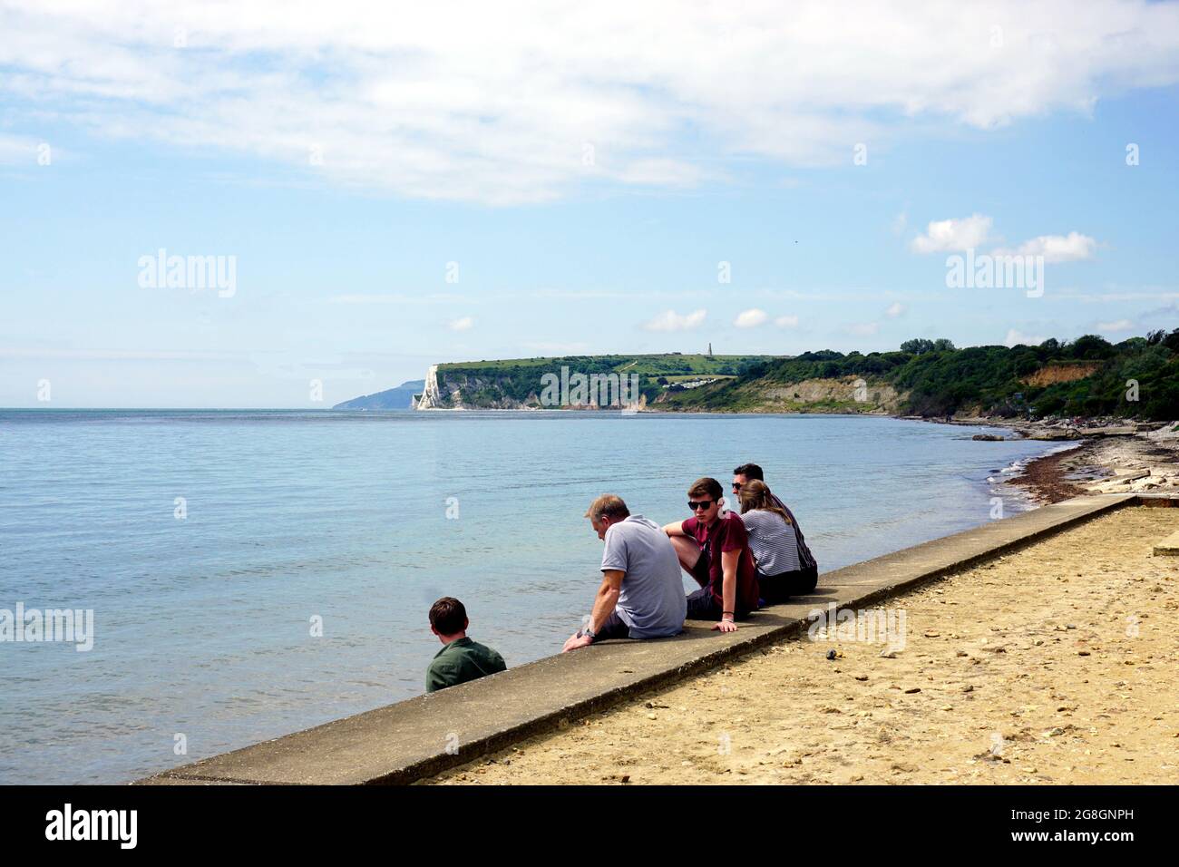 Whitecliff bay hi-res stock photography and images - Alamy