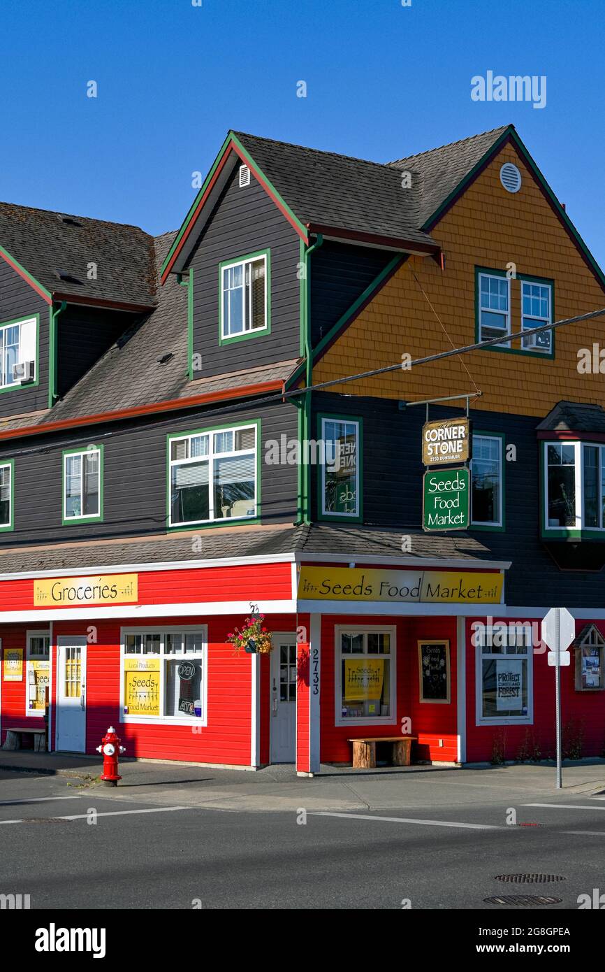 Cumberland vancouver island british columbia hi-res stock photography ...