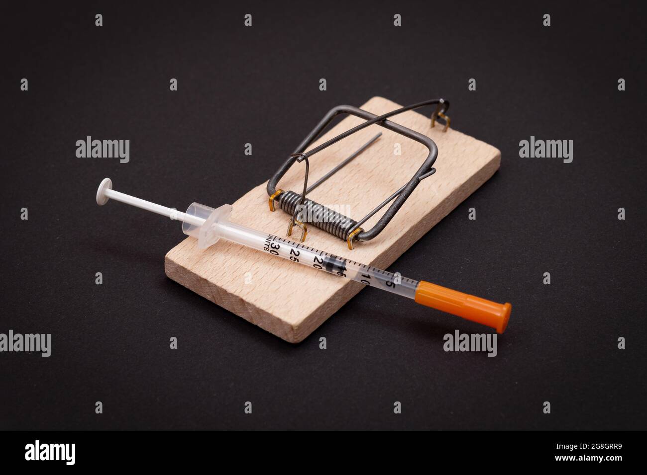 Drug Addict, Heroin Hazard or Dose Trap Concept - Disposable Insulin ...