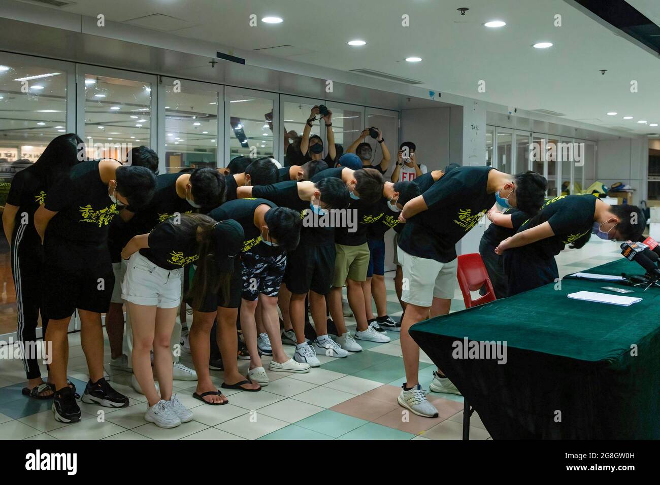 Sacrifice of leung kin fai hi-res stock photography and images - Alamy