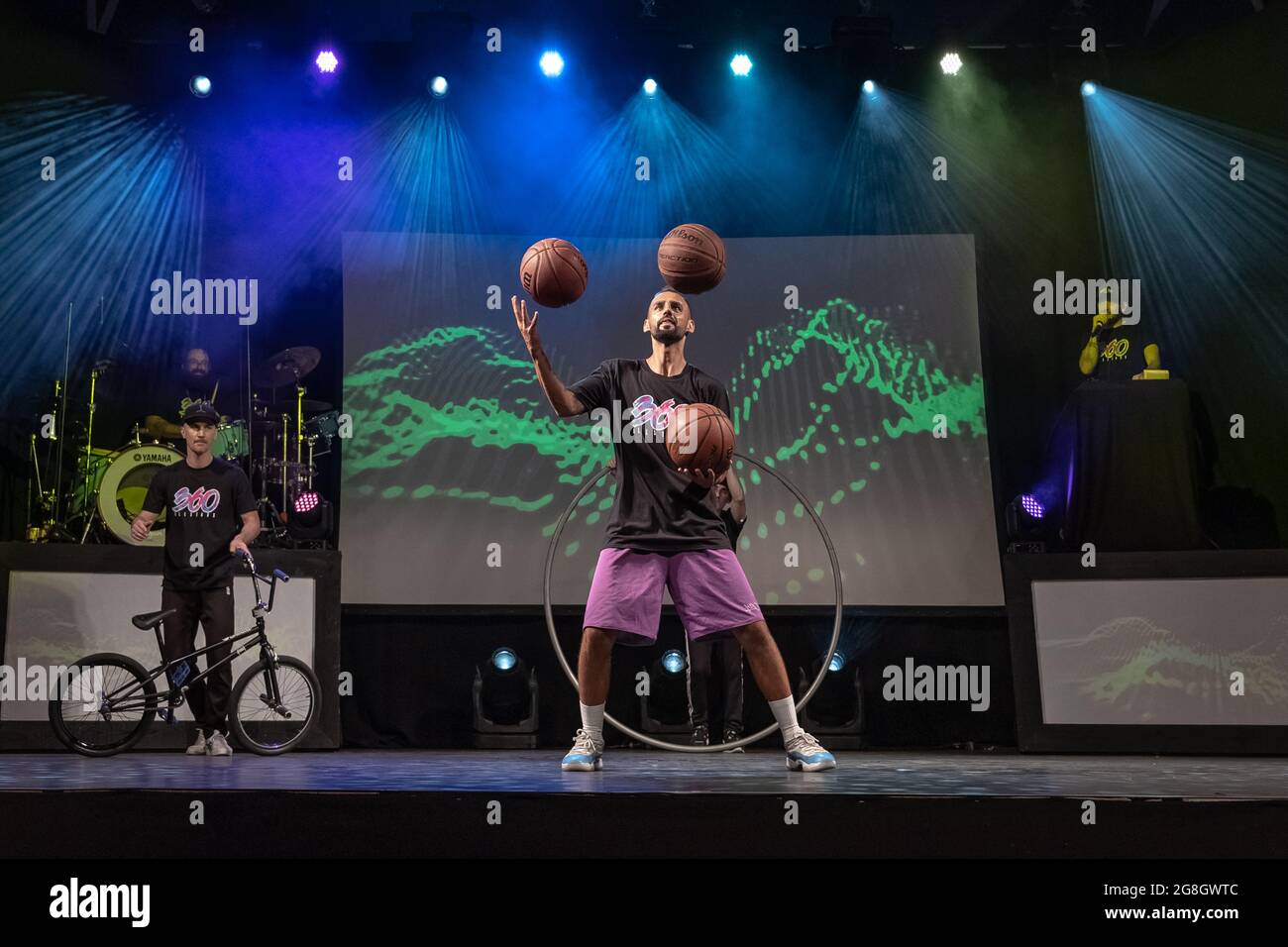 360 ALLSTARS international cast of urban circus elite athletes perform ...