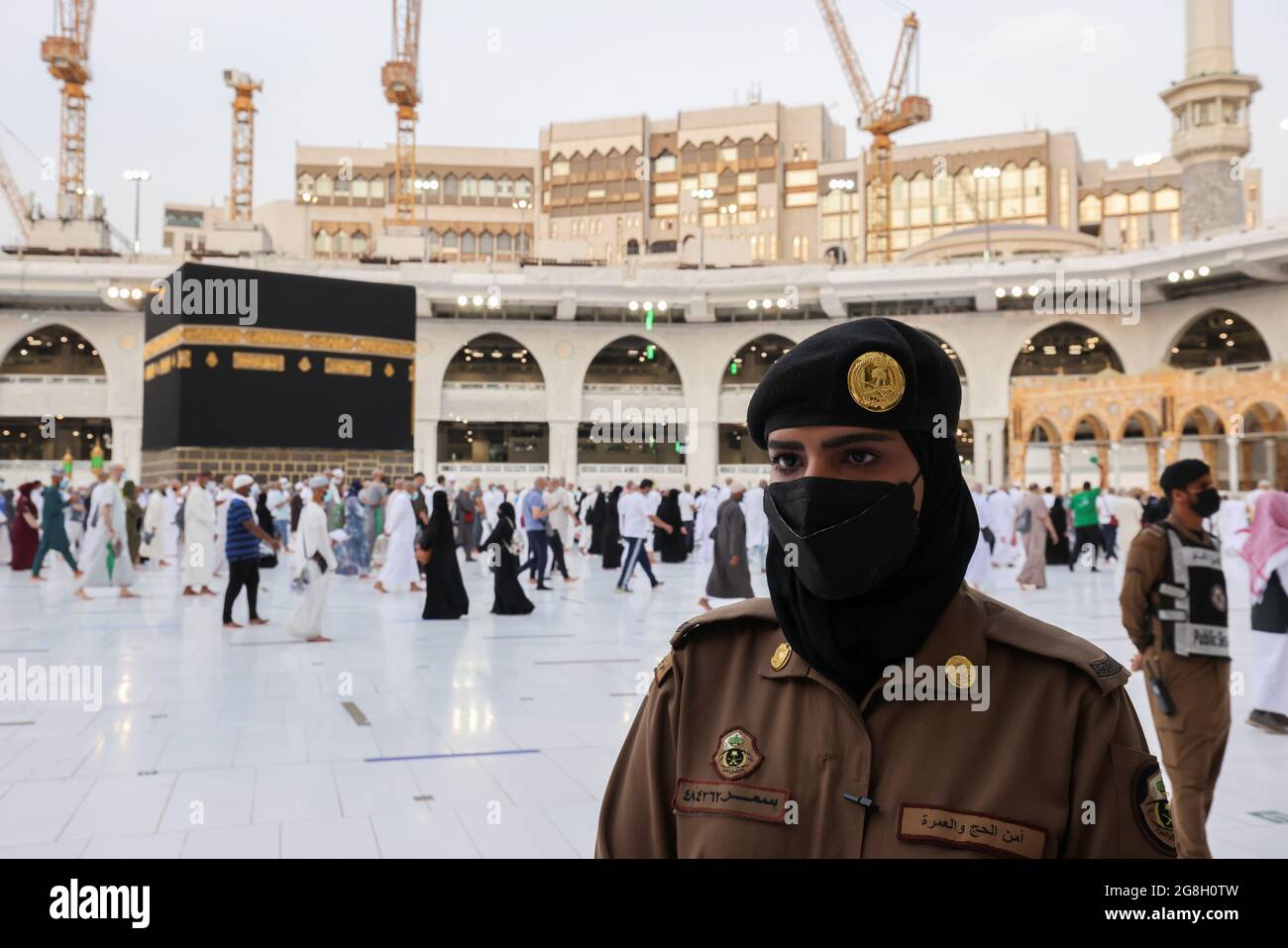 Saudi police officer hi-res stock photography and images - Alamy