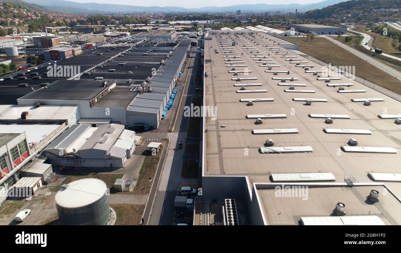 Factory rooftop hi-res stock photography and images - Alamy