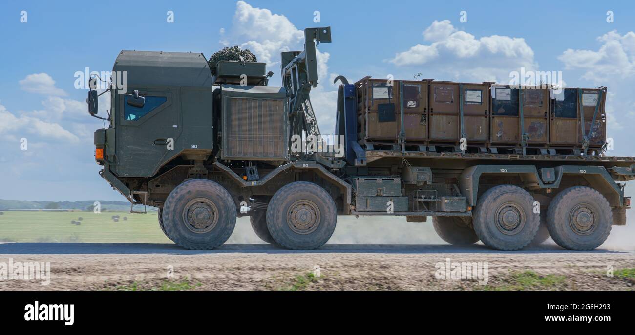 Enhanced pallet load system hi-res stock photography and images - Alamy