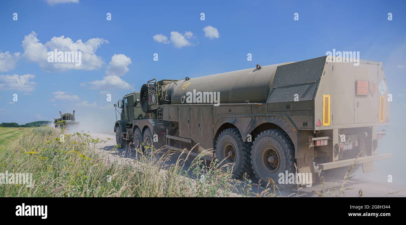 British army Oshkosh 6x6 wheeled tanker Logistic Support & Transport ...