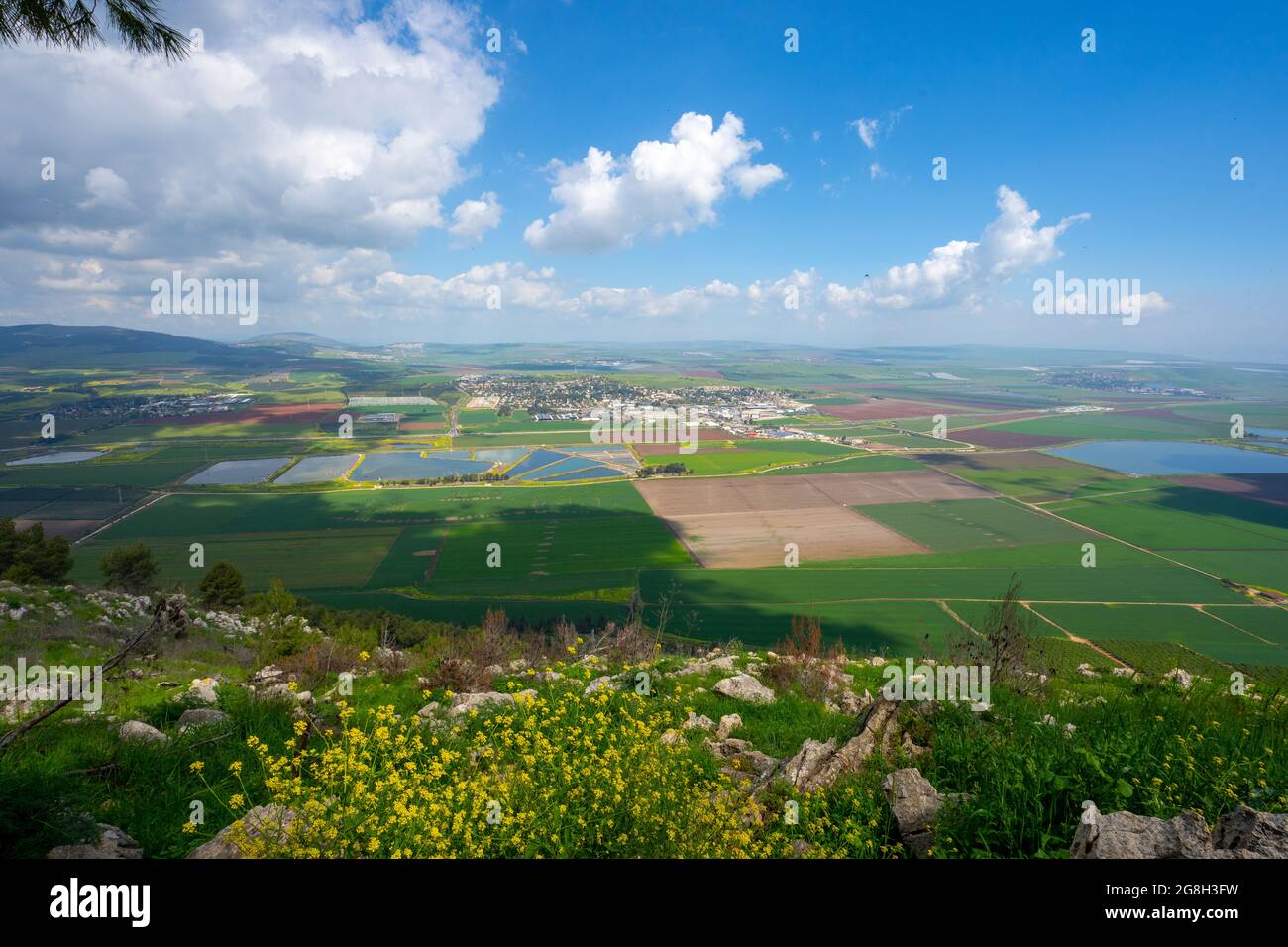 Mount gilboa israel valley jezreel hi-res stock photography and images ...