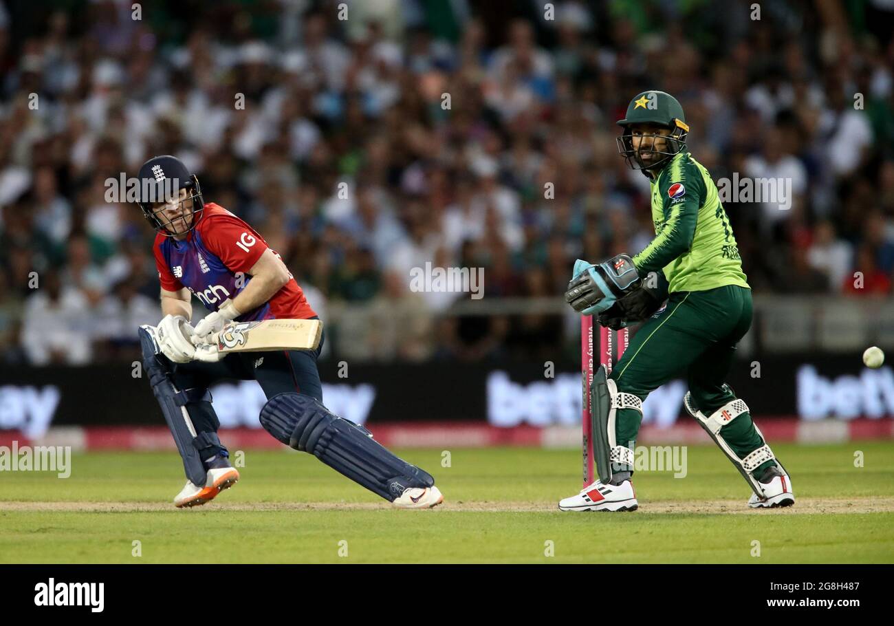 Eoin morgan hi-res stock photography and images - Alamy