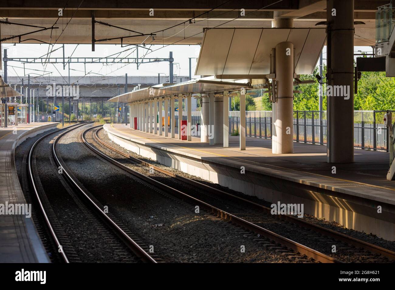 Ebbsfleet International railway station, Ebbsfleet,Kent, UK Stock Photo ...