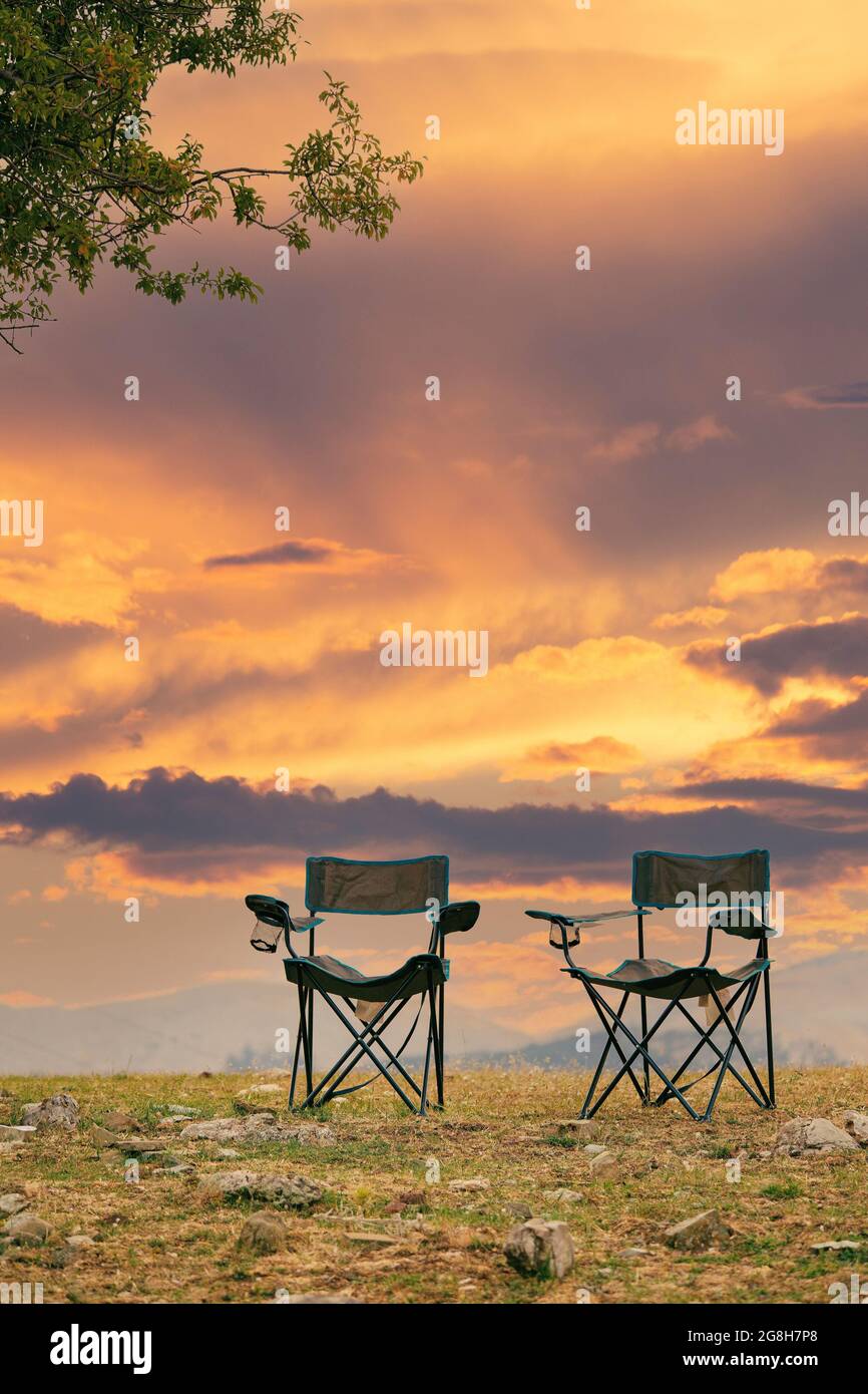 Picnic chair hi-res stock photography and images - Alamy