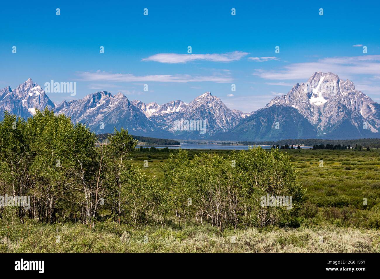 Jackson lake with tetons mirror reflection hi-res stock photography and ...
