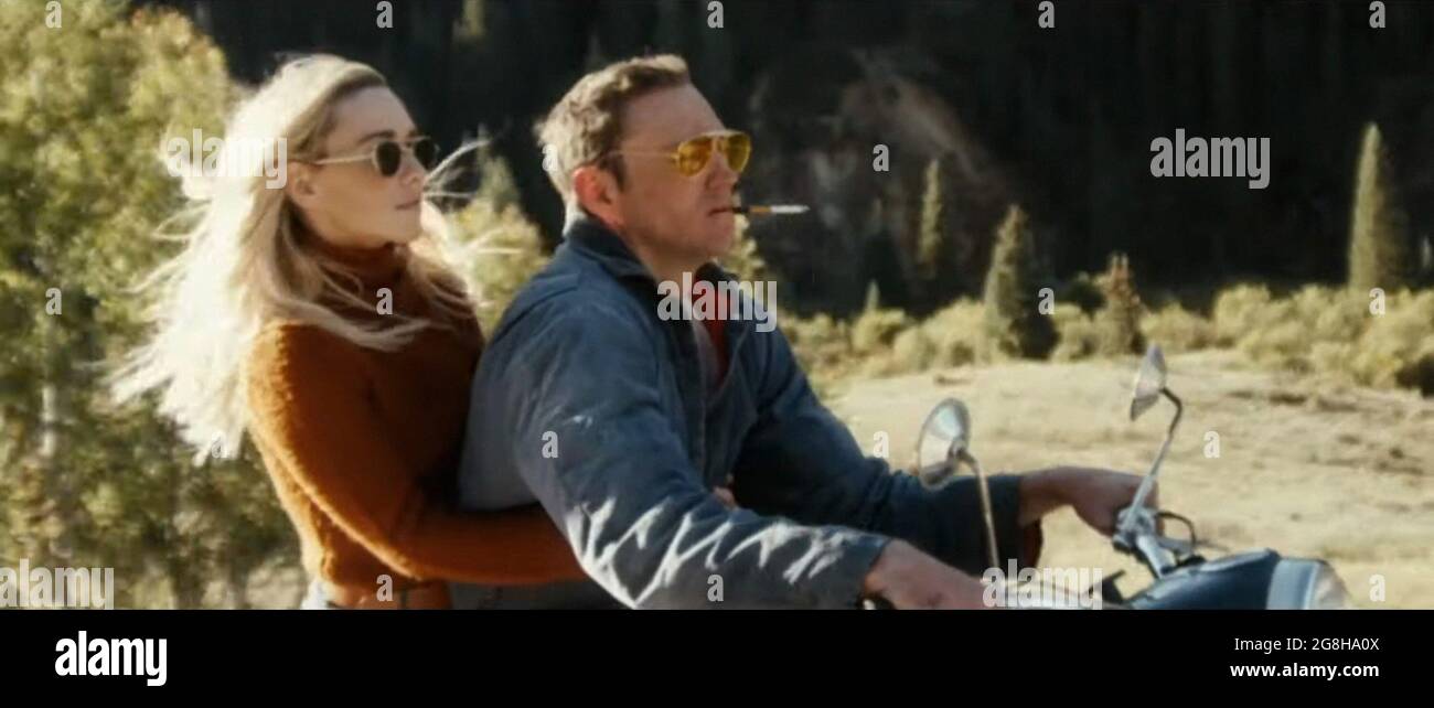 FEAR AND LOATHING IN ASPEN, Jay Bulger, as Hunter S. Thompson (right ...