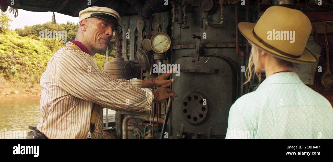 JUNGLE CRUISE, from left: Dwayne Johnson, Emily Blunt, 2021. © Walt ...