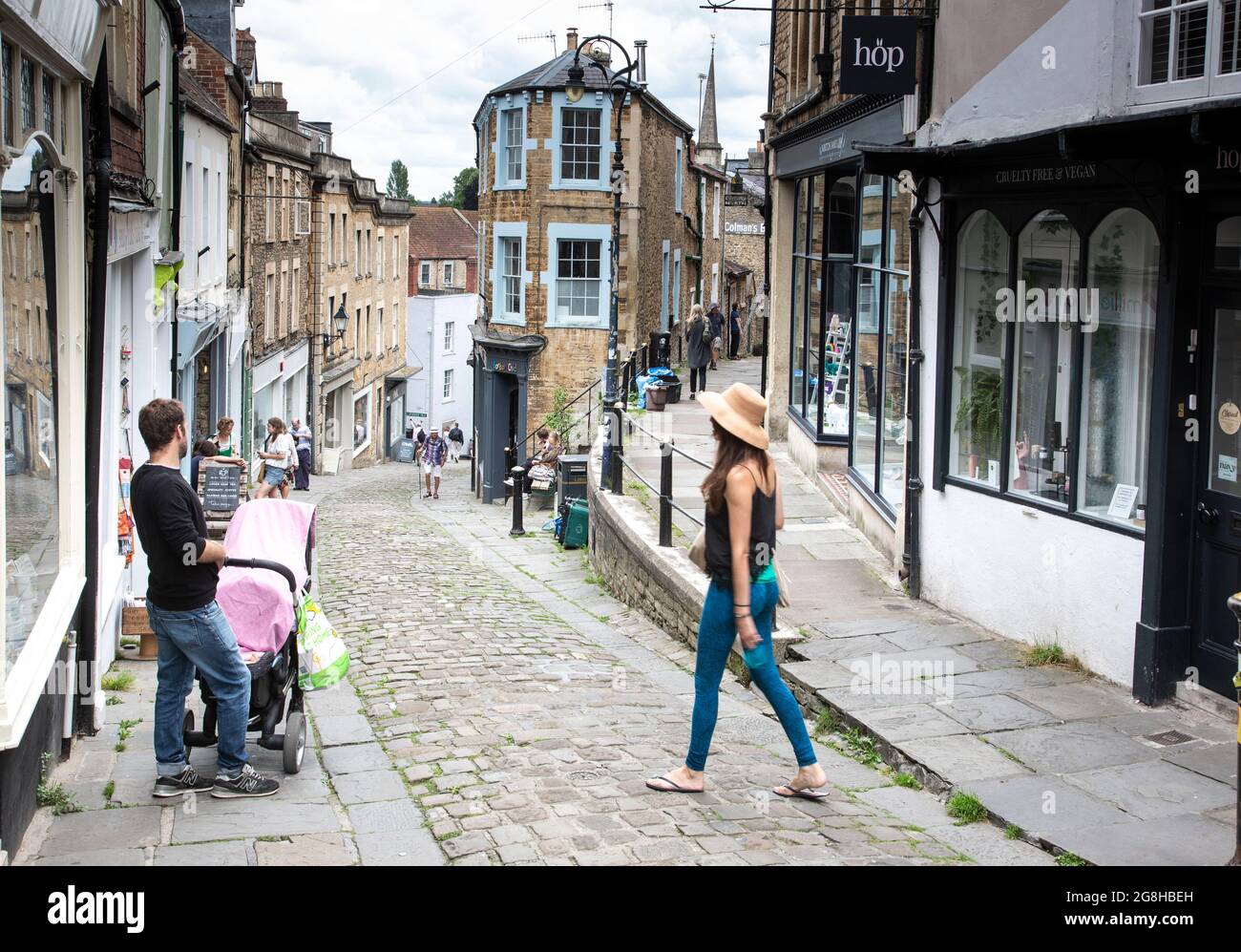 Steep pedestrian street hi-res stock photography and images - Alamy