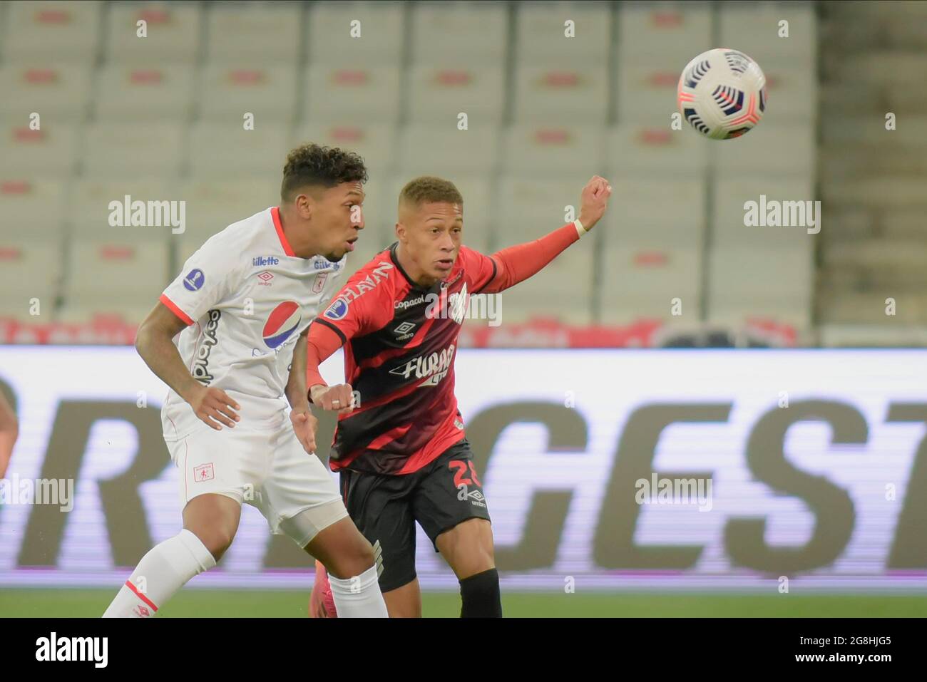 Estadio de guimaraes hi-res stock photography and images - Alamy