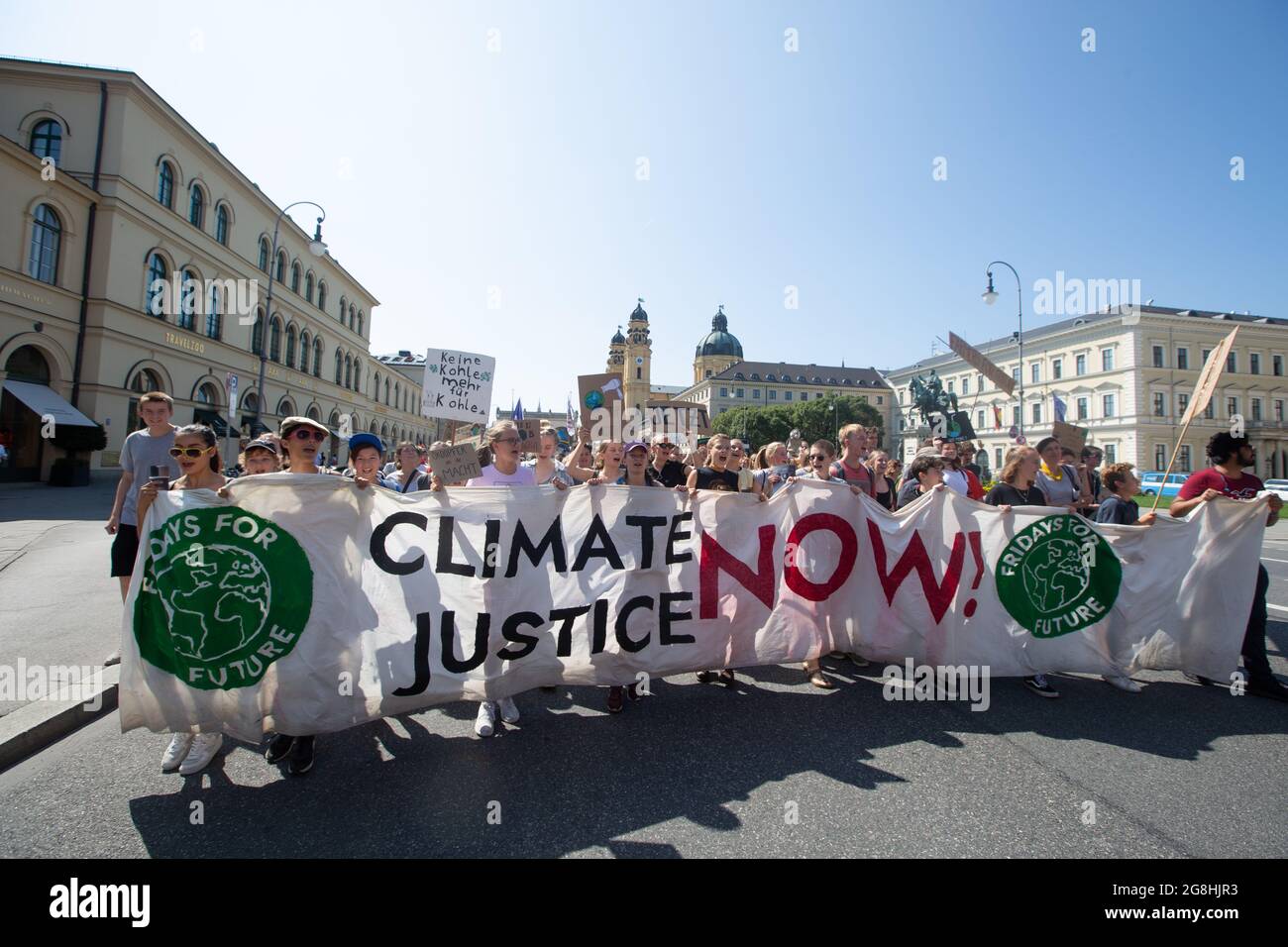 Wetter 30 august hi-res stock photography and images - Alamy