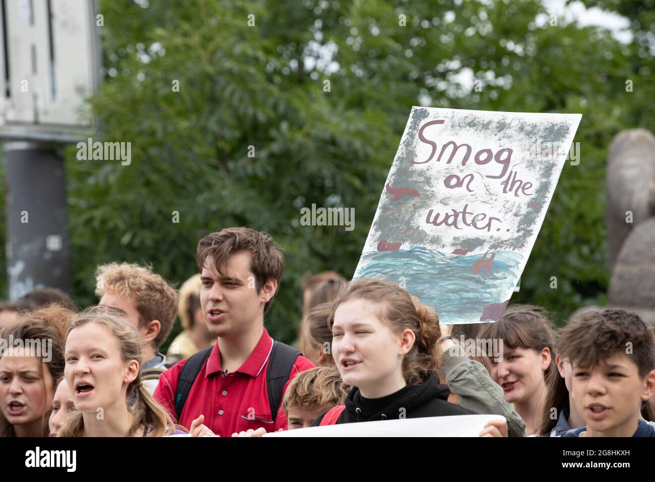 Sign reading " Smog on the water ". In protest against the climate ...