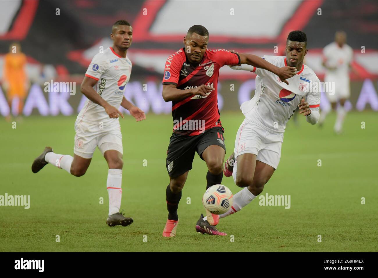 Estadio de guimaraes hi-res stock photography and images - Alamy