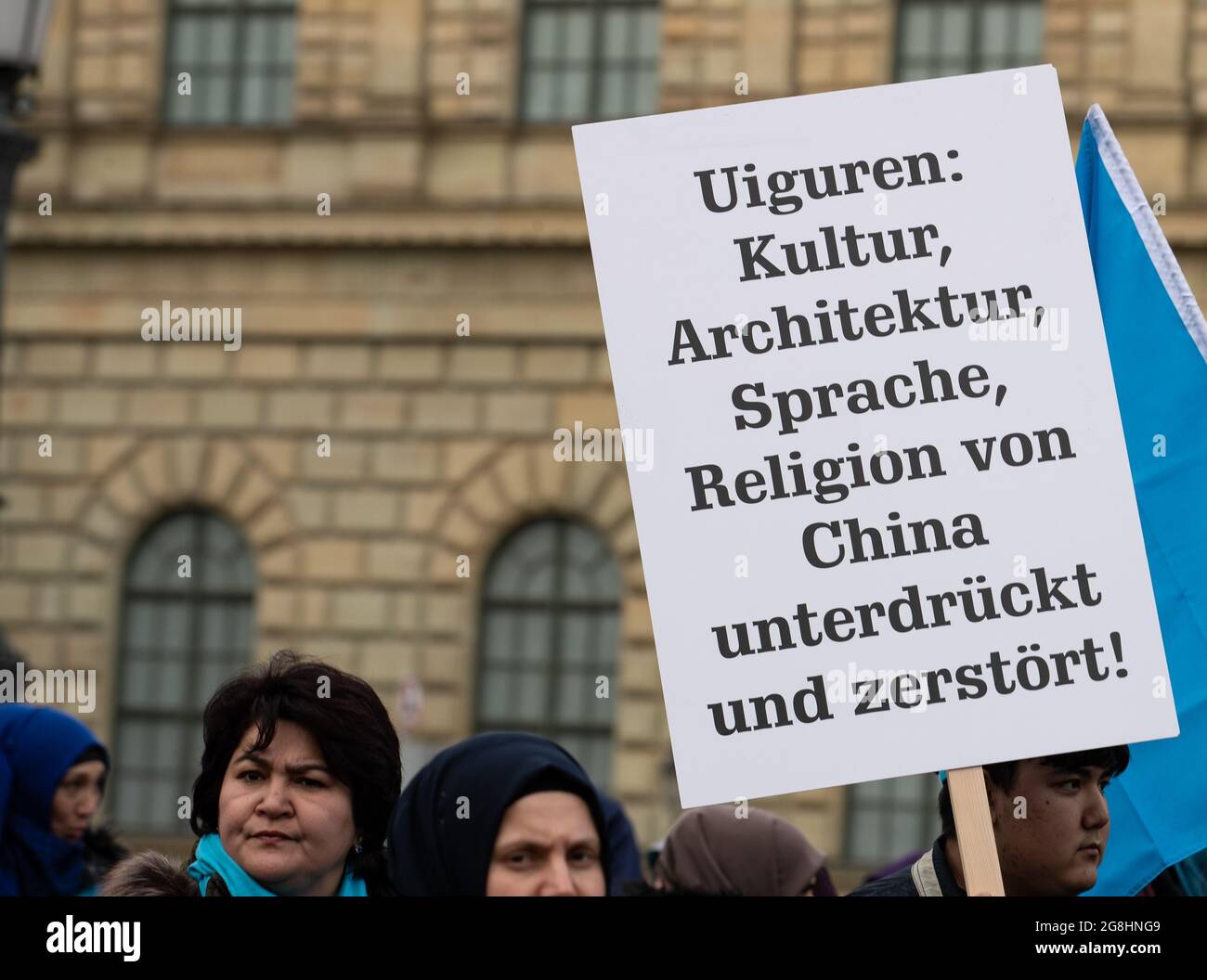Uyguren hi-res stock photography and images - Alamy
