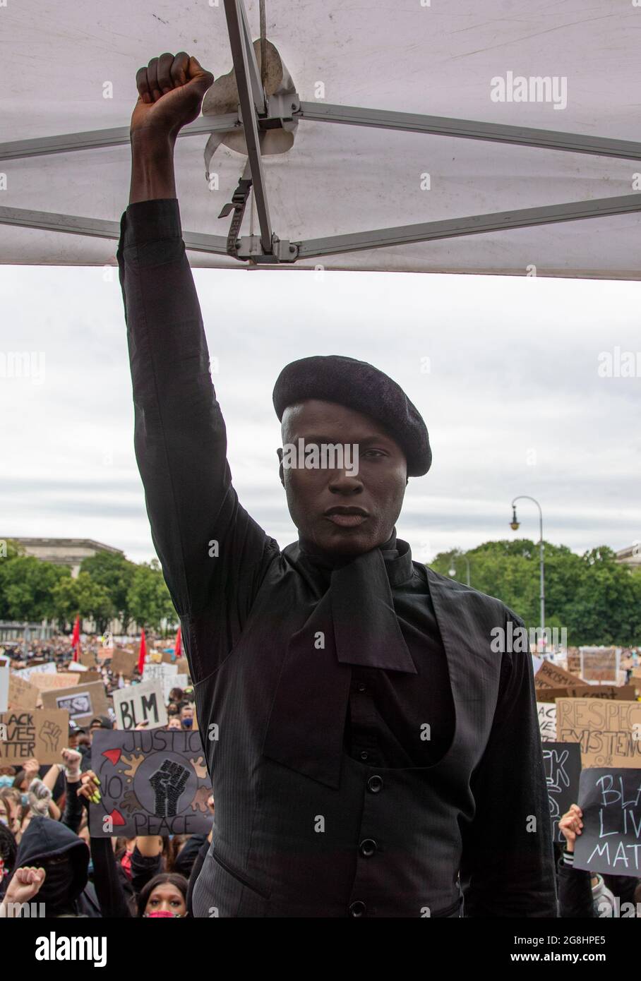 George pape hi-res stock photography and images - Alamy