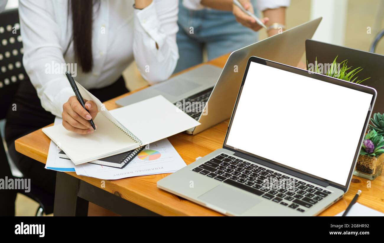 Take note hi-res stock photography and images - Alamy