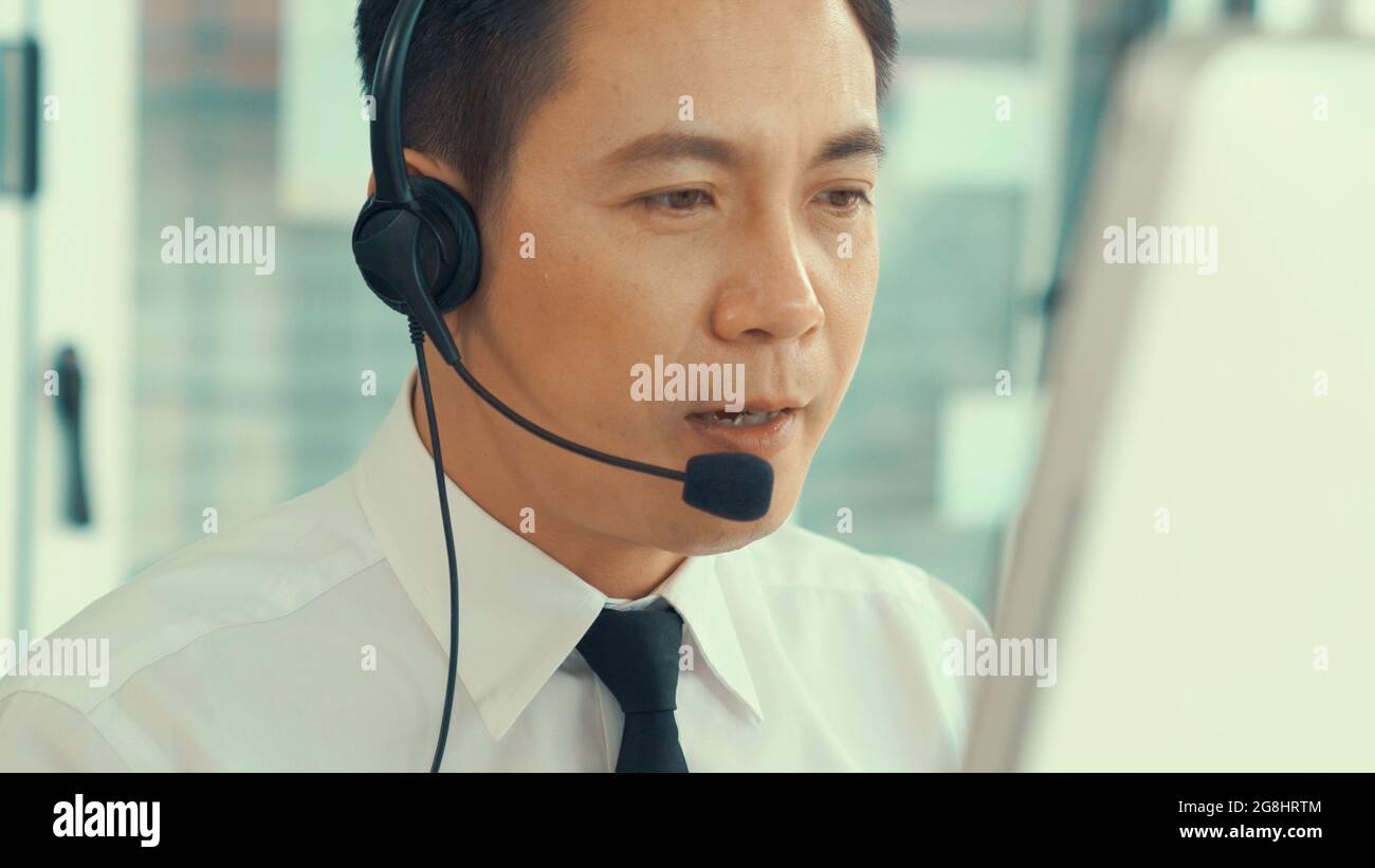 Japanese call center operator hi-res stock photography and images - Alamy