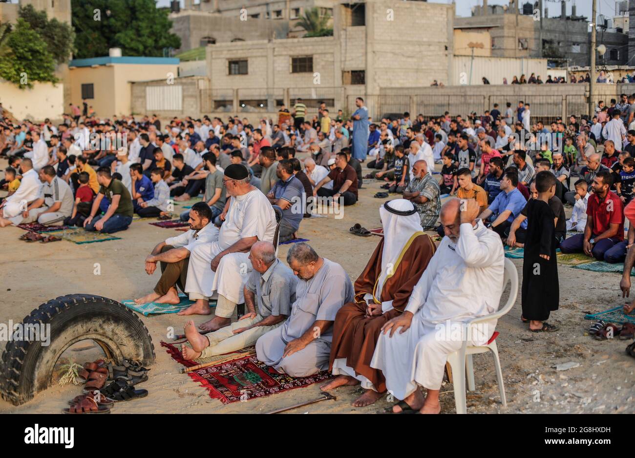 Gaza, Palestine. 20th July, 2021. Palestinian Muslims perform prayers ...