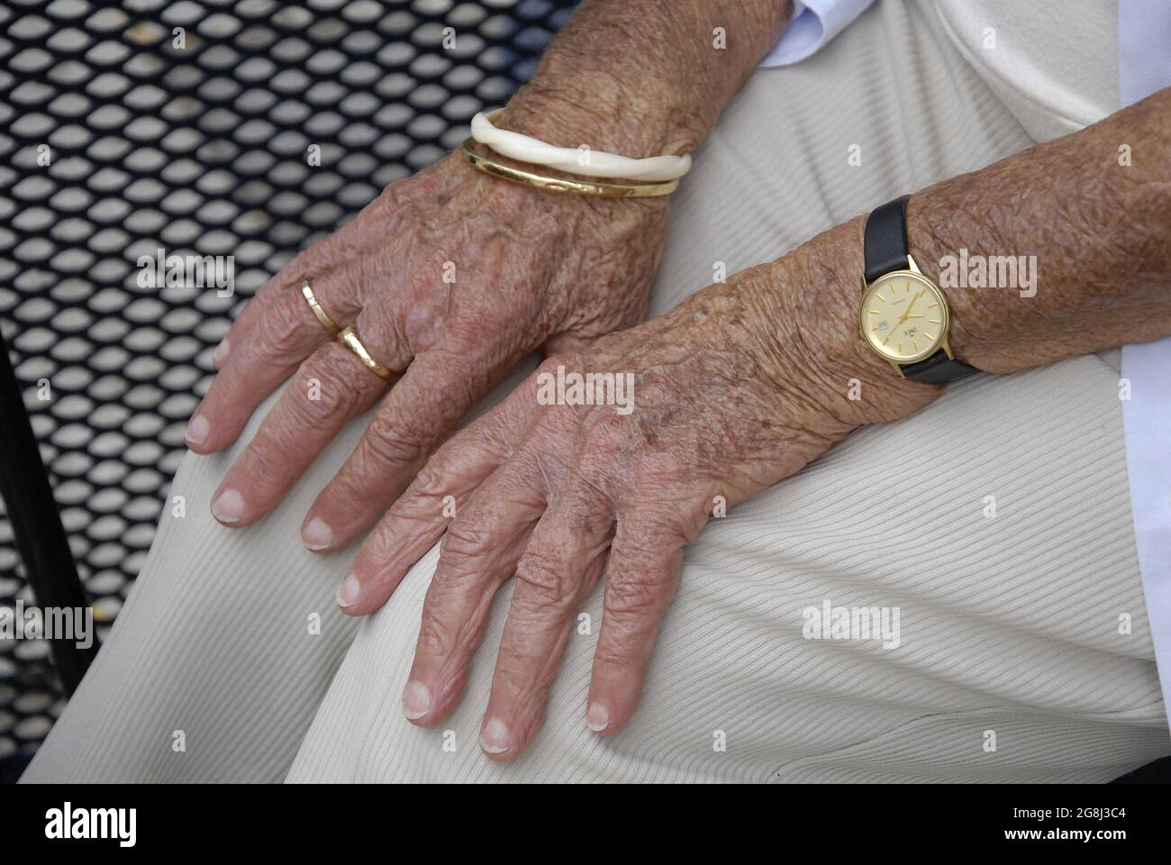 Ninty years old hand hi-res stock photography and images - Alamy