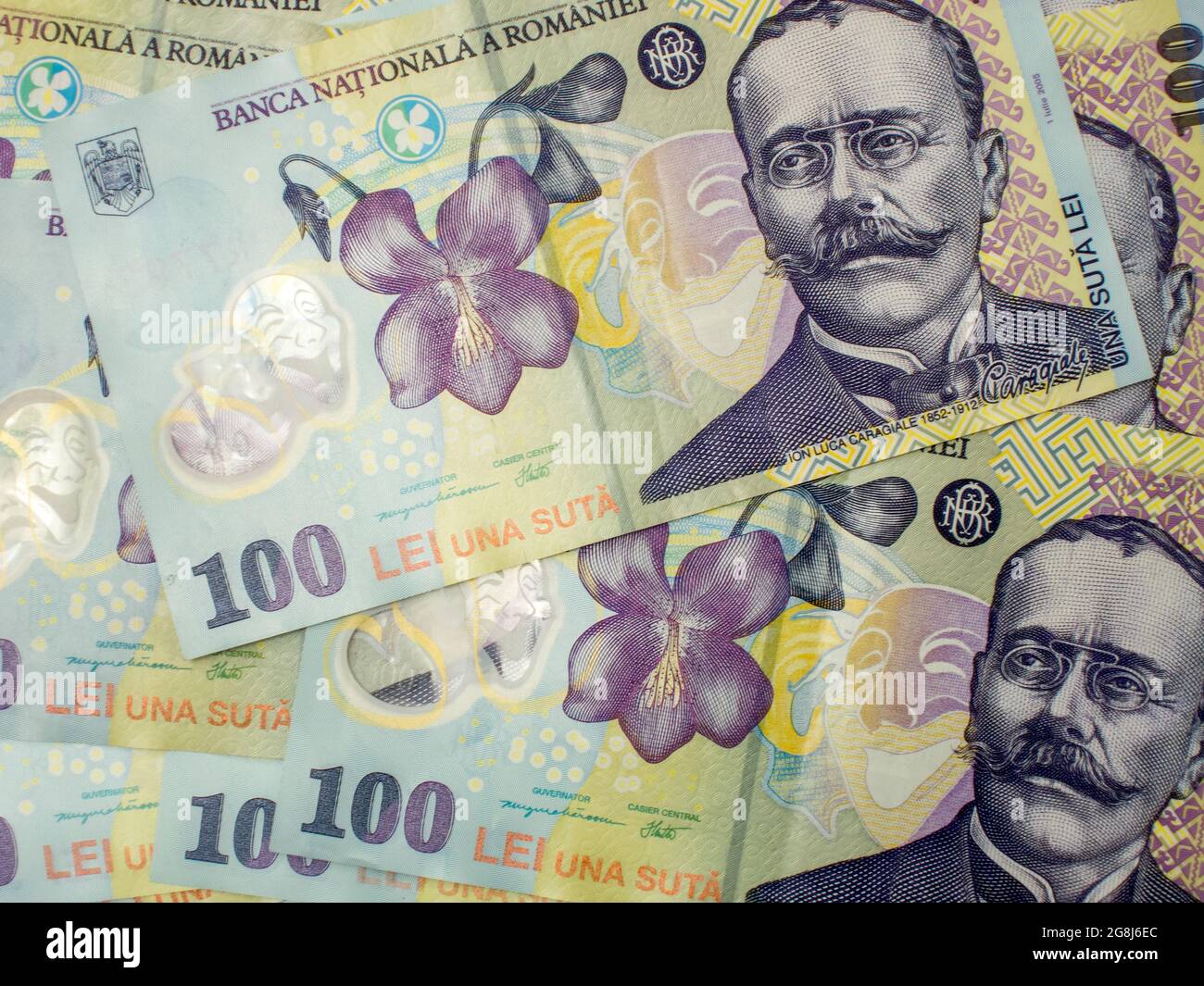 100 lei banknotes hi-res stock photography and images - Alamy