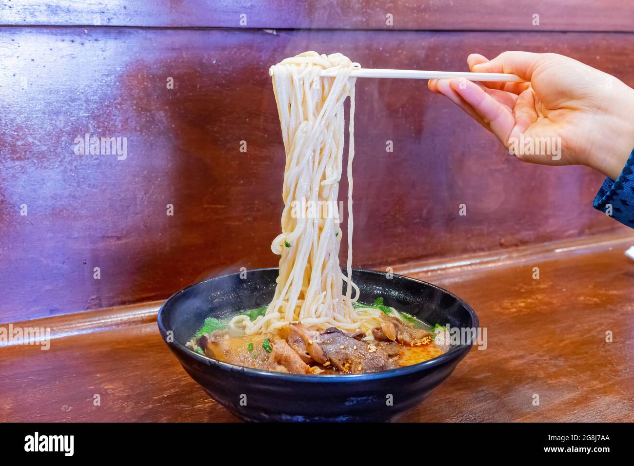 Pull noodles hi-res stock photography and images - Alamy