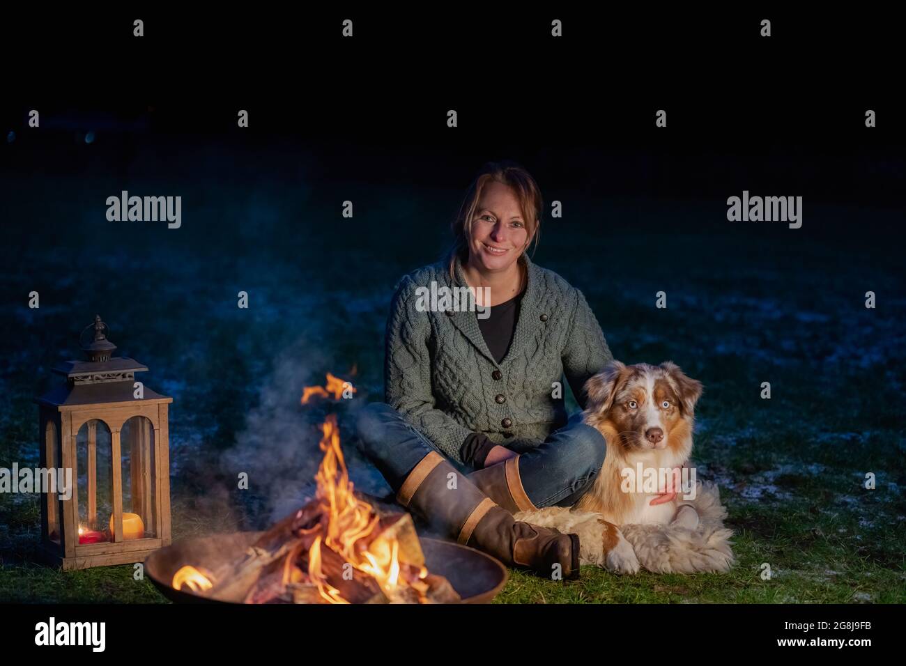 Australian campfire fun hi-res stock photography and images - Alamy