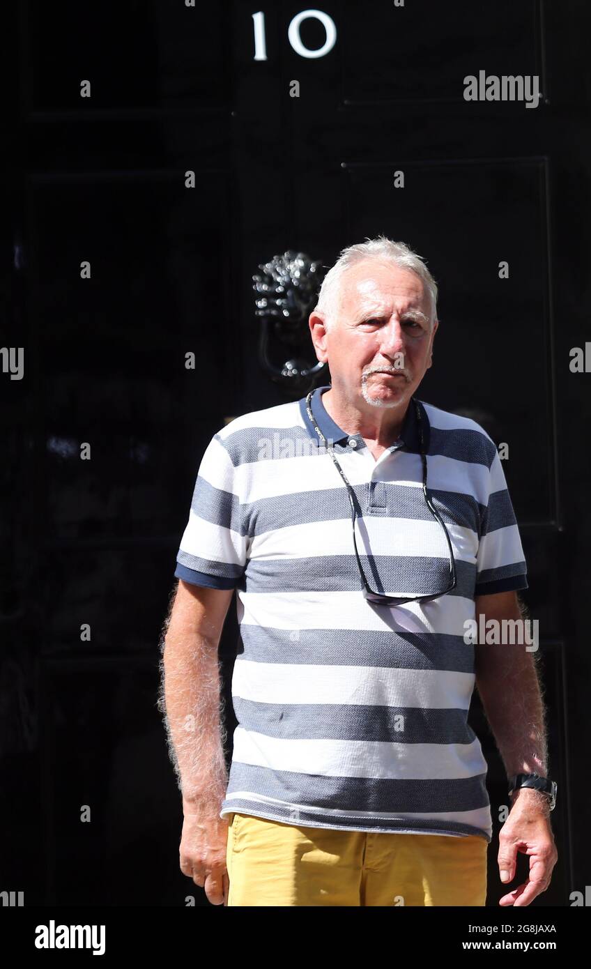 75 year old man hi-res stock photography and images - Alamy