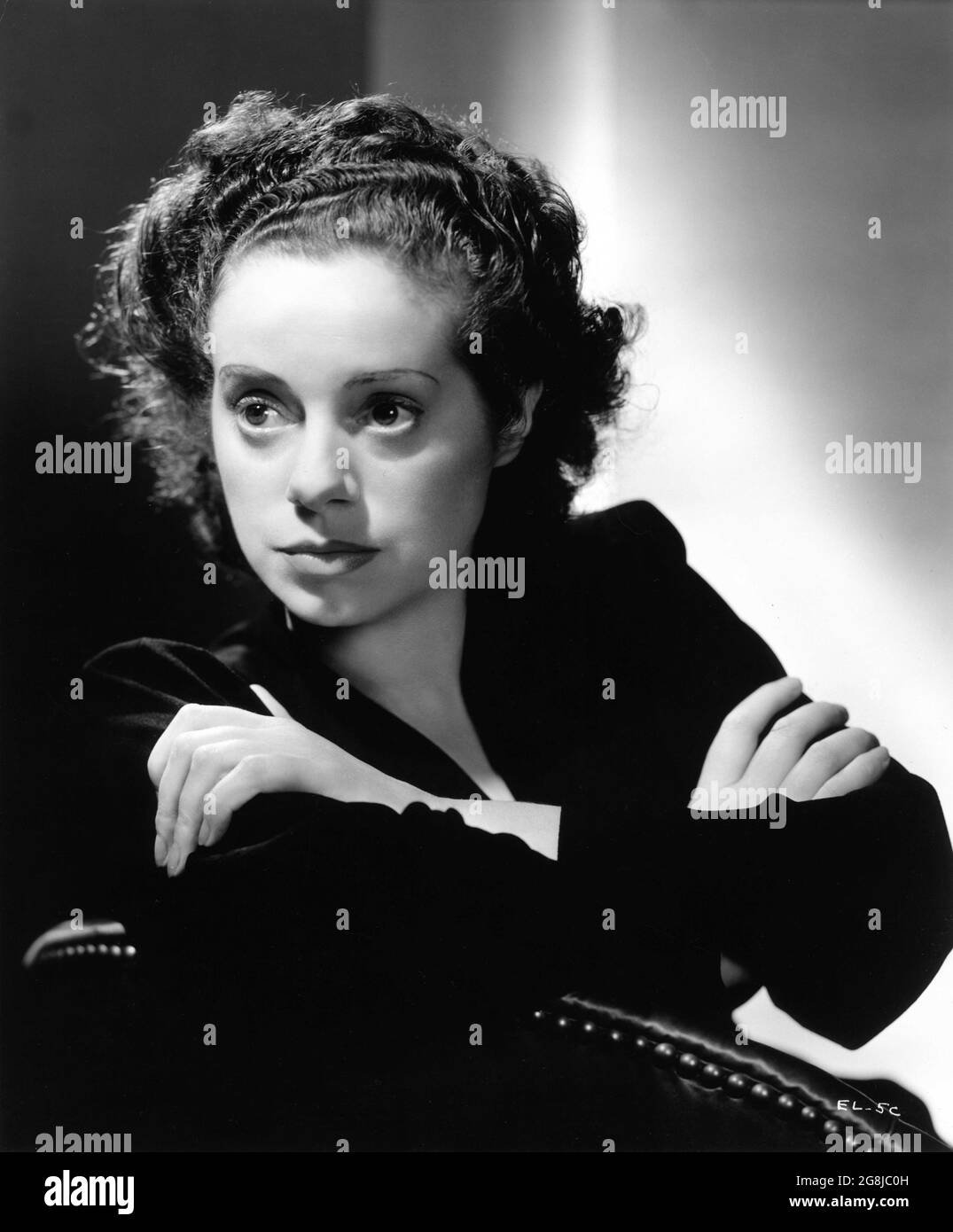 ELSA LANCHESTER 1940 Portrait by ERNEST A. BACHRACH publicity for RKO ...