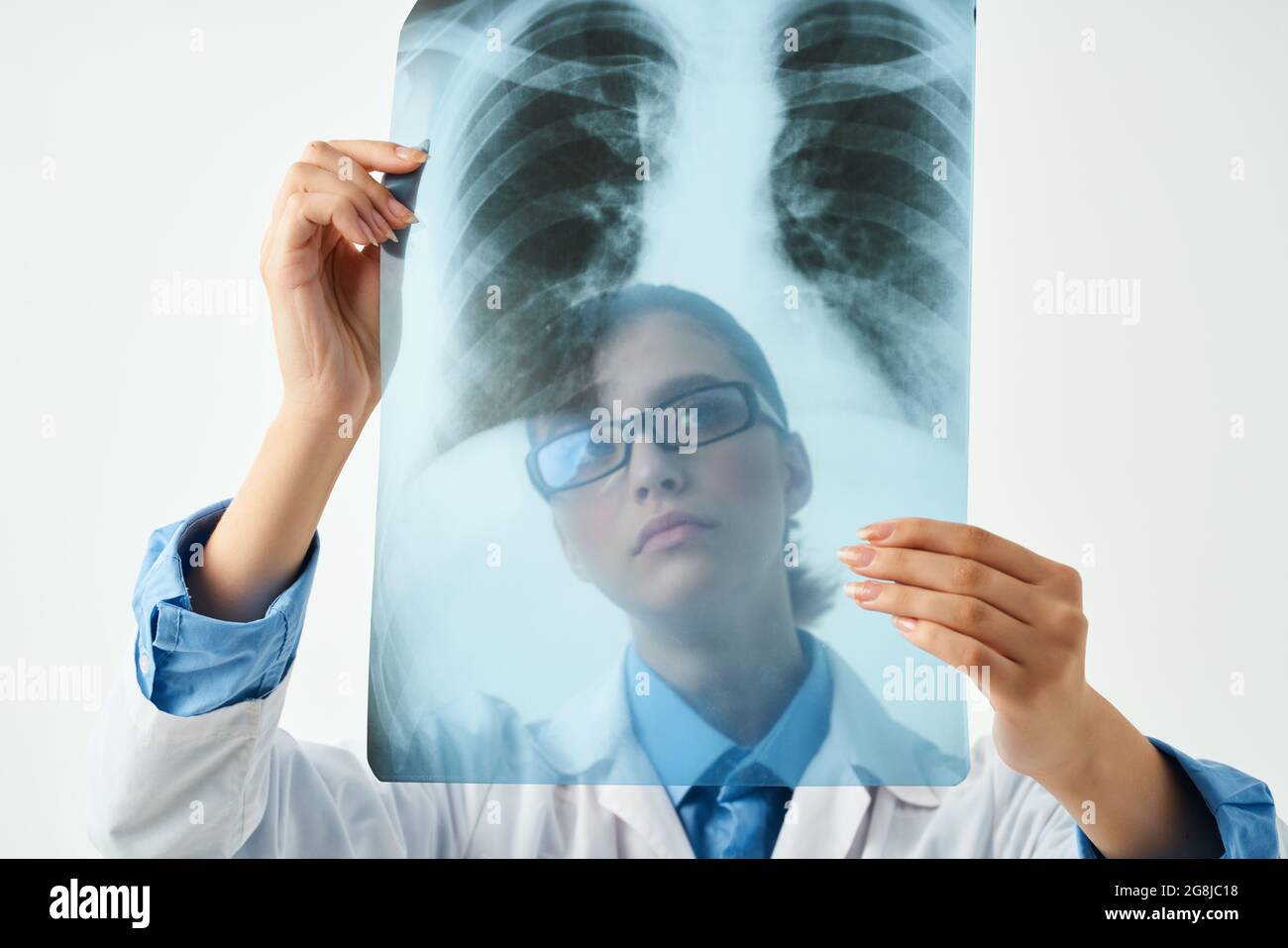 medical professional radiologist x-ray examination Stock Photo - Alamy