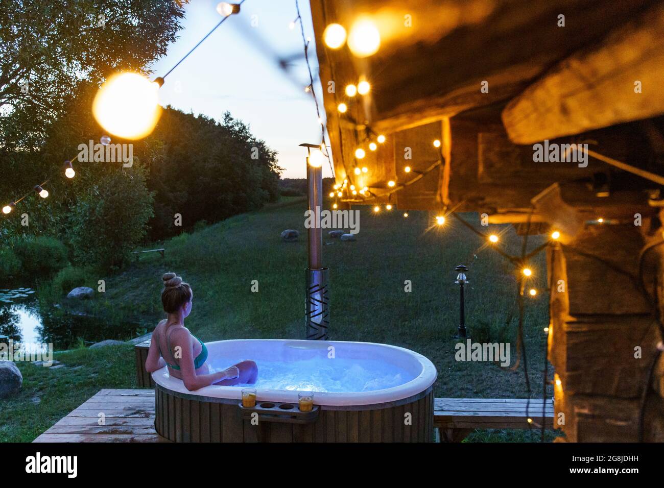 Hot tub couple garden hi-res stock photography and images - Alamy