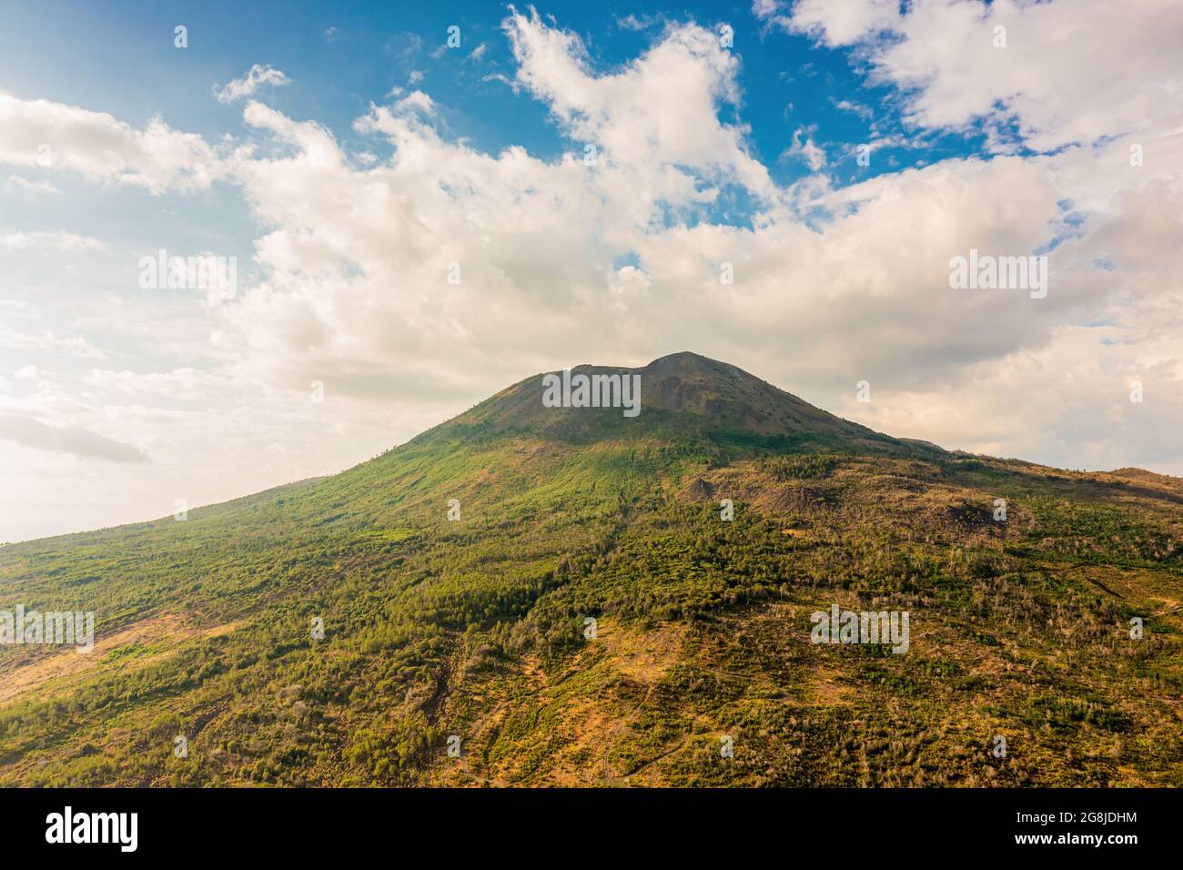 Vesuvius the volcano hi-res stock photography and images - Alamy
