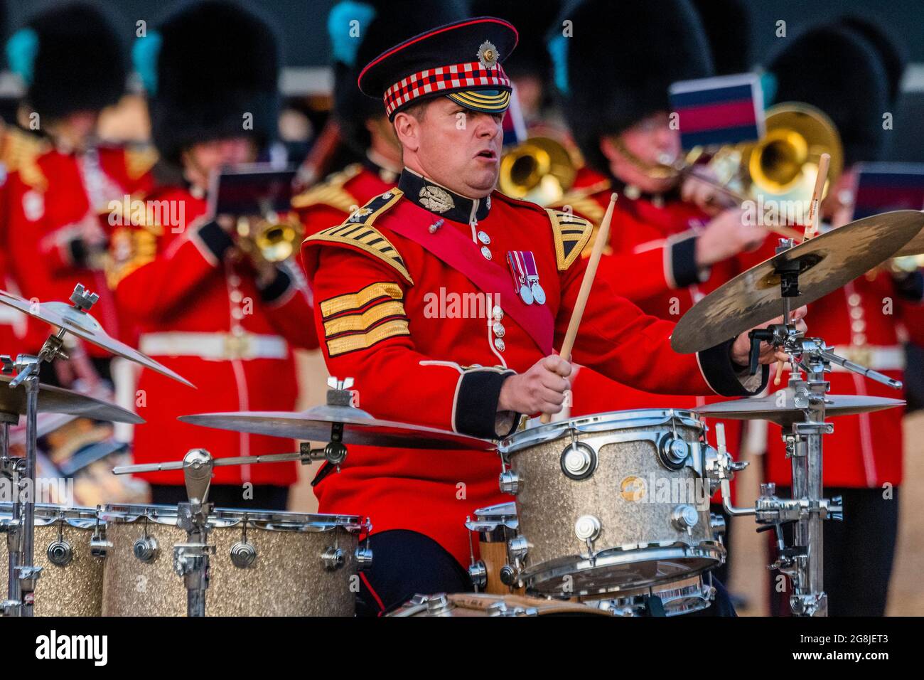 1st battalion welsh guards corps of drums hi-res stock photography and ...
