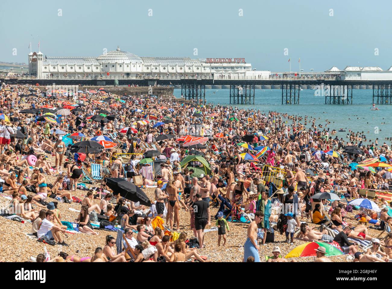 Brighton, July 17th 2021: Crowds enjoying the glorious weather on ...