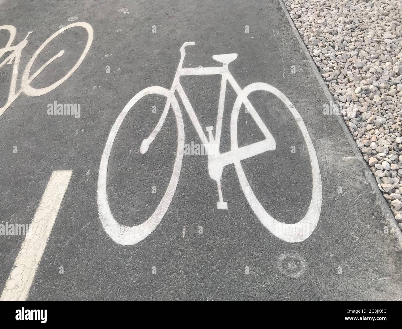 Road signage for race hi-res stock photography and images - Alamy